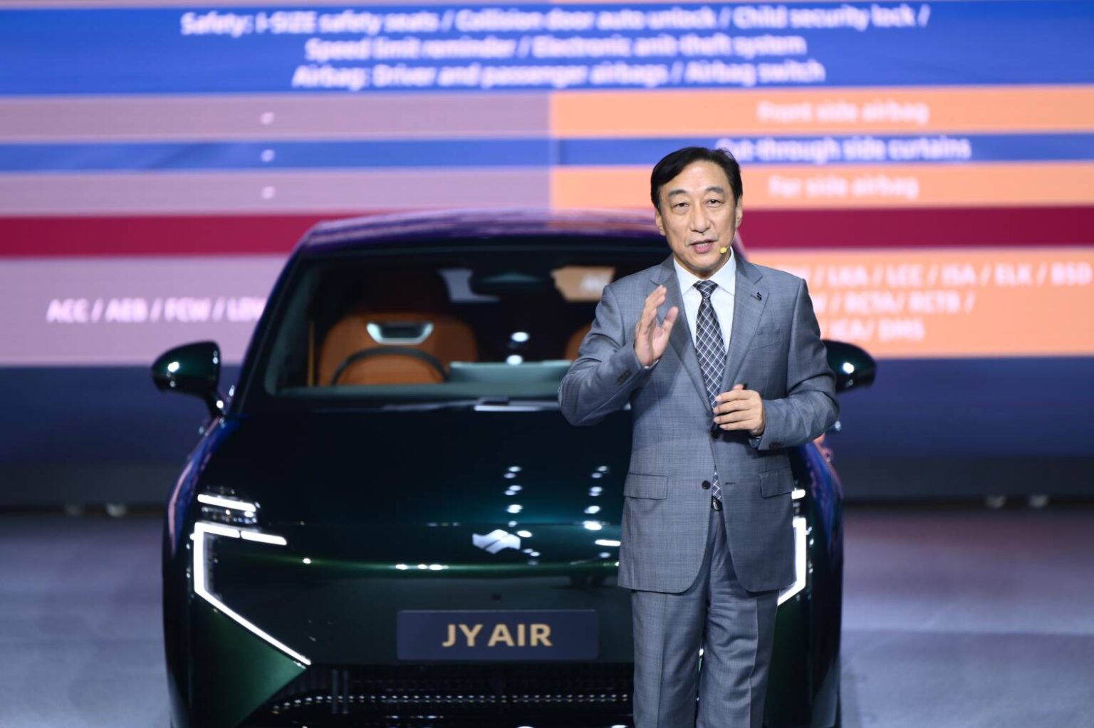 ครั้งแรกในไทย! จูนเหยา เปิดตัว “JY AIR”ยานยนต์ไฟฟ้ารุ่นแรกที่ผสมผสาน ...